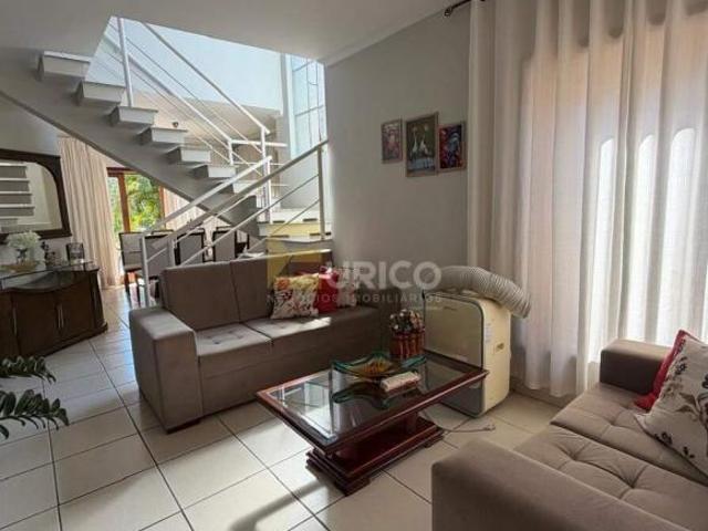 Casa de Condomínio para venda em Condomínio Reserva Colonial de 227.00m² com 3 Quartos, 3 Suites e 4