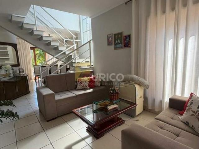 Casa de Condomínio para venda em Condomínio Reserva Colonial de 227.00m² com 3 Quartos, 3 Suites e 4