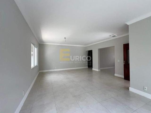 Casa de Condomínio para venda em Condomínio Reserva Colonial de 288.00m² com 3 Quartos, 3 Suites e 4