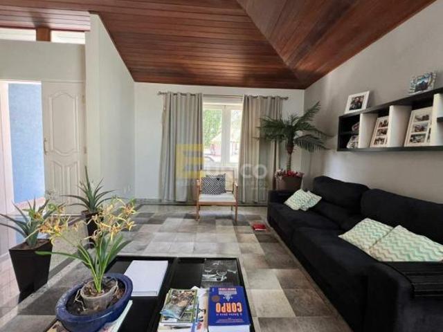 Casa de Condomínio para venda em Condomínio Reserva Colonial de 462.00m² com 4 Quartos, 4 Suites e 6