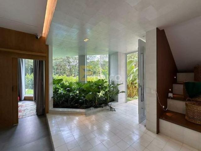 Casa de Condomínio para venda em Condomínio Reserva Colonial de 550.00m² com 4 Quartos, 4 Suites e 4