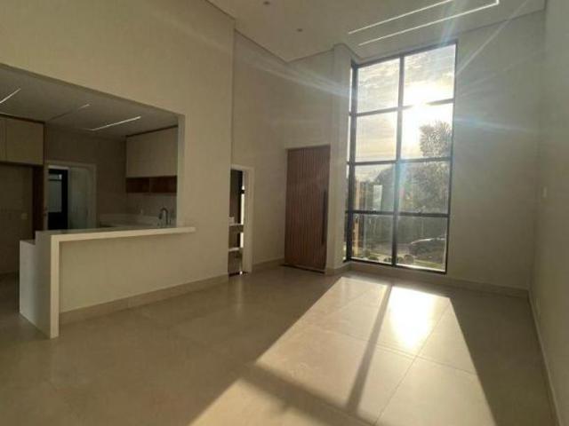 Casa de Condomínio para venda em Condomínio Residencial Milano de 189.00m² com 3 Quartos, 3 Suites e