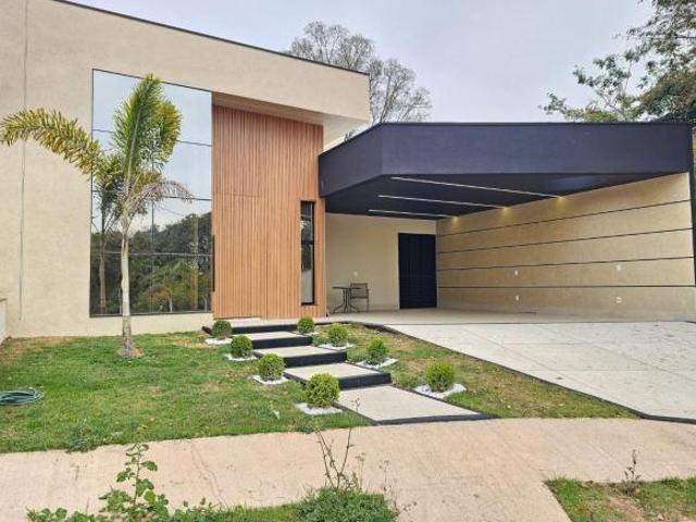 Casa de Condomínio para venda em Condomínio Residencial Milano de 190.00m² com 3 Quartos, 3 Suites e