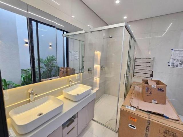Casa de Condomínio para venda em Condomínio Residencial Evidências de 219.00m² com 3 Quartos, 3 Suit