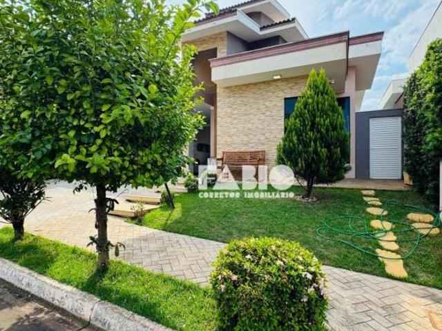 Casa de Condomínio para venda em Condomínio Residencial Recanto Do Lago de 240.00m² com 3 Quartos, 3