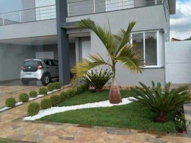Casa de Condomínio para venda em Condomínio Residencial Royal Garden de 250.00m² com 4 Quartos, 3 Su