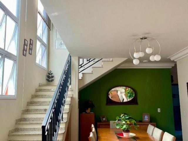 Casa de Condomínio para venda em Condomínio Residencial Terras Do Oriente de 260.00m² com 4 Quartos