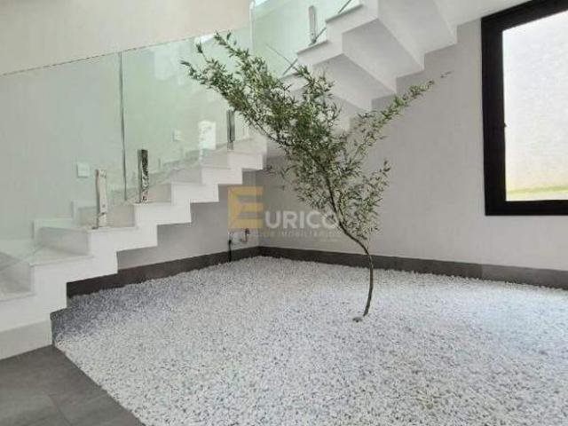 Casa de Condomínio para venda em Condomínio Residencial Vida Real de 581.00m² com 5 Quartos, 4 Suite