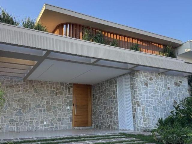 Casa de Condomínio para venda em Condomínio Residencial Viena de 160.00m² com 3 Quartos, 3 Suites e