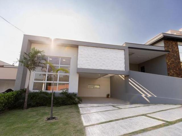 Casa de Condomínio para venda em Condomínio Residencial Viena de 170.00m² com 3 Quartos, 3 Suites e