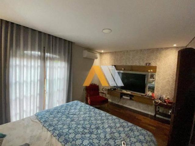 Casa de Condomínio para venda em Condomínio Residencial Village D&apos avignon de 478.00m² com 6 Quartos