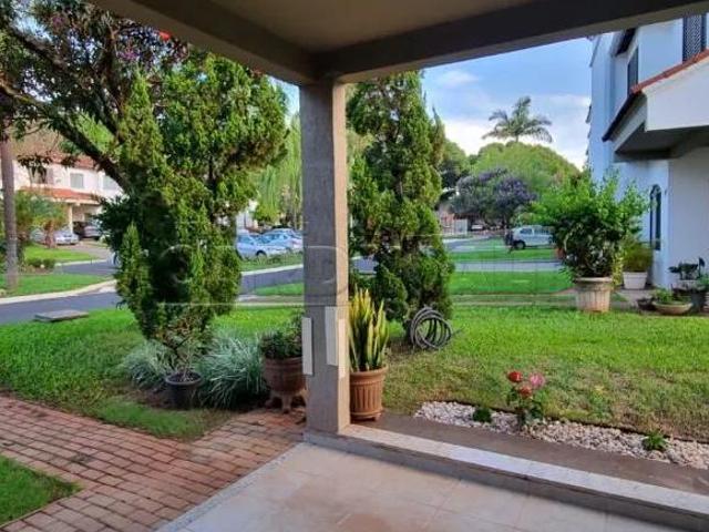 Casa de Condomínio para venda em Condomínio Summertime de 174.00m² com 4 Quartos, 1 Suite e 5 Garage