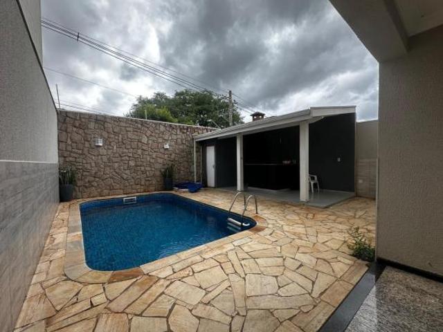 Casa de Condomínio para venda em Condomínio São Joaquim de 234.00m² com 3 Quartos, 3 Suites e 4 Gara