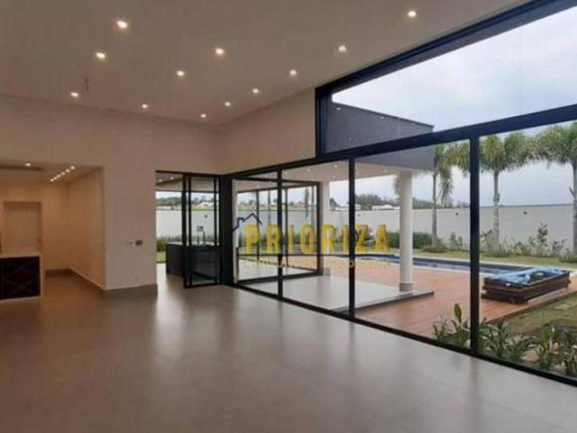 Casa de Condomínio para venda em Condomínio Saint Patrick de 500.00m² com 4 Quartos, 4 Suites e 5 Ga