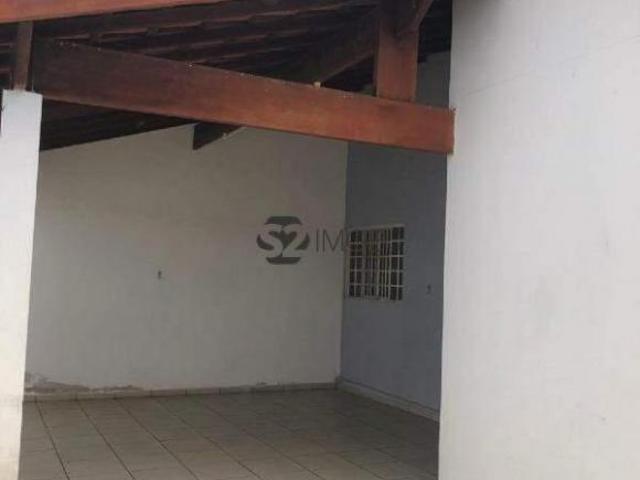 Casa de Condomínio para venda em condomínio Santa Mônica de 200.00m² com 3 Quartos, 1 Suite e 2 Gara