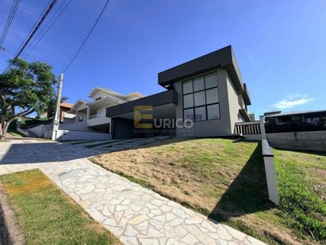 Casa de Condomínio para venda em Condomínio Santa Isabel de 268.00m² com 3 Quartos, 3 Suites e 4 Gar