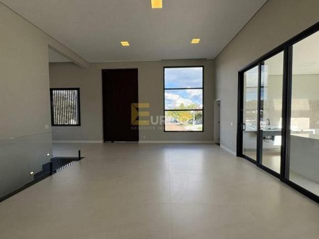 Casa de Condomínio para venda em Condomínio Santa Isabel de 350.00m² com 4 Quartos, 3 Suites e 7 Ga