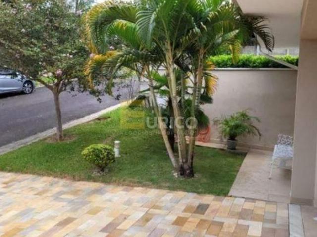 Casa de Condomínio para venda em Condomínio Solarium de 142.00m² com 3 Quartos, 1 Suite e 4 Garagens
