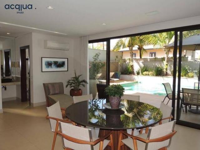 Casa de Condomínio para venda em Condomínio Verona de 535.00m² com 5 Quartos e 6 Garagens