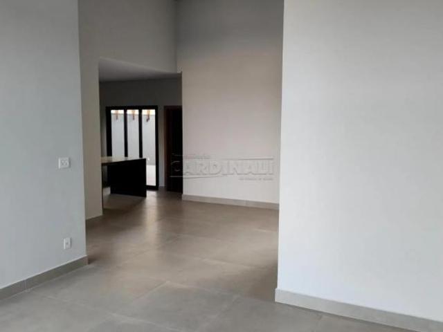 Casa de Condomínio para venda em Condomínio Village São Carlos Iv de 164.00m² com 3 Quartos, 3 Suite