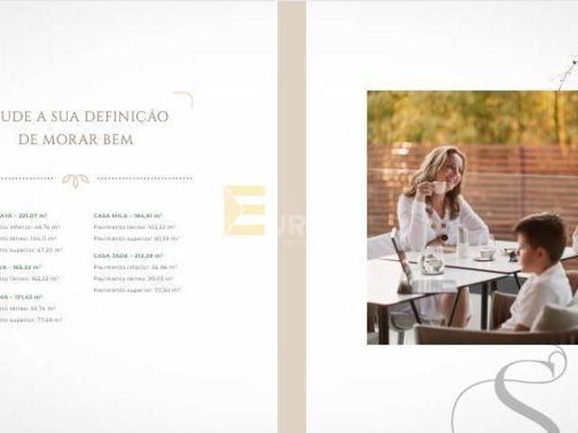 Casa de Condomínio para venda em Condomínio Village Sainte Hélène de 221.00m² com 3 Quartos e 3 Suit