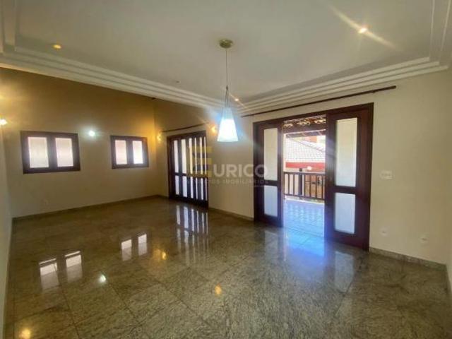 Casa de Condomínio para venda em Condomínio Villaggio Capríccio de 247.00m² com 4 Quartos, 2 Suites