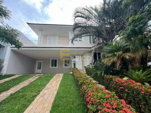 Casa de Condomínio para venda em Condomínio Villaggio Capríccio de 315.00m² com 3 Quartos, 3 Suites