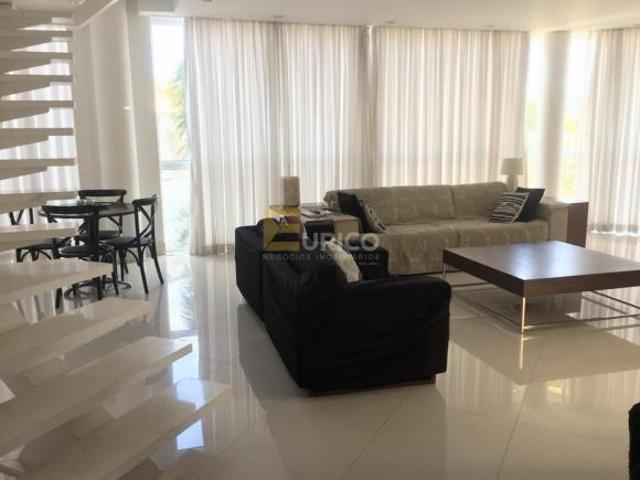 Casa de Condomínio para venda em Condomínio Villaggio Capríccio de 420.00m² com 3 Quartos, 3 Suites