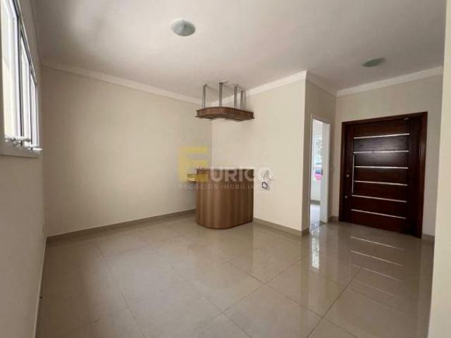Casa de Condomínio para venda em Condomínio Vivenda das Cerejeiras de 243.00m² com 3 Quartos, 2 Suit