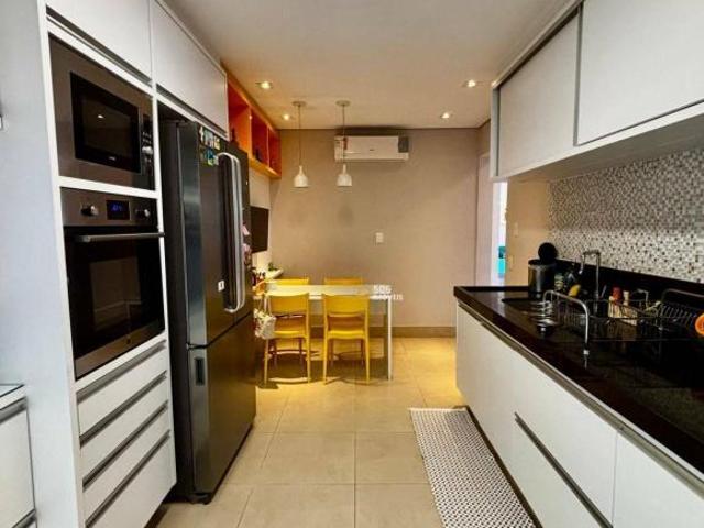 Casa de Condomínio para venda em Condomínio Vivenda Das Quaresmeiras de 270.00m² com 4 Quartos, 4 Su