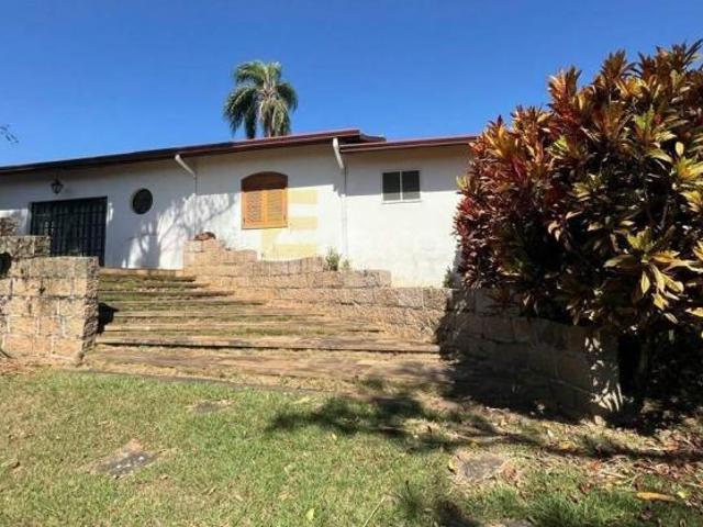 Casa de Condomínio para venda em Condomínio Ypê Dourado de 600.00m² com 4 Quartos, 4 Suites e 10 Gar