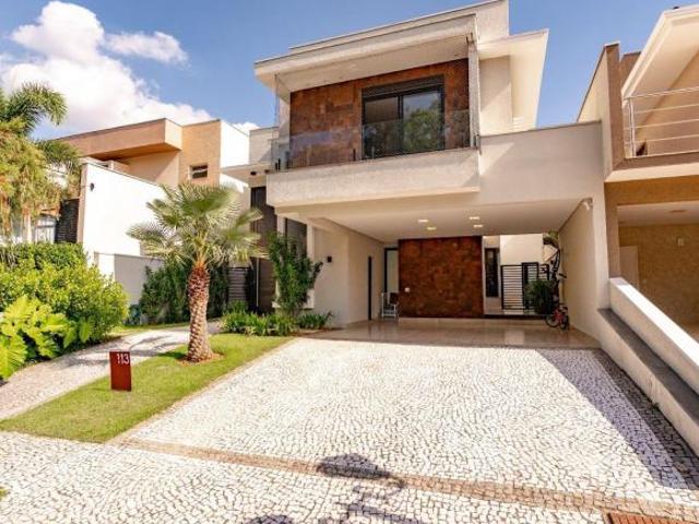 Casa de Condomínio para venda em Condomínio Zurich Dorf de 284.00m² com 3 Quartos, 3 Suites e 4 Gara