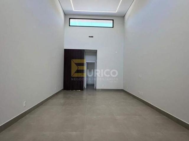 Casa de Condomínio para venda em Condomínio Zurich Dorf de 226.00m² com 3 Quartos, 3 Suites e 4 Gara