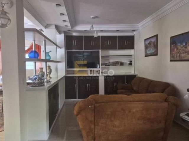 Casa de Condomínio para venda em Cristais Jordanésia de 230.00m² com 3 Quartos e 2 Suites