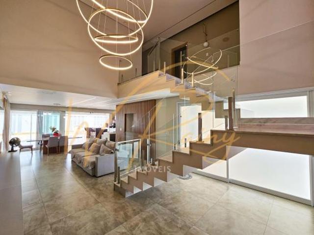Casa de Condomínio para venda em Damha de 330.00m² com 3 Quartos, 3 Suites e 4 Garagens