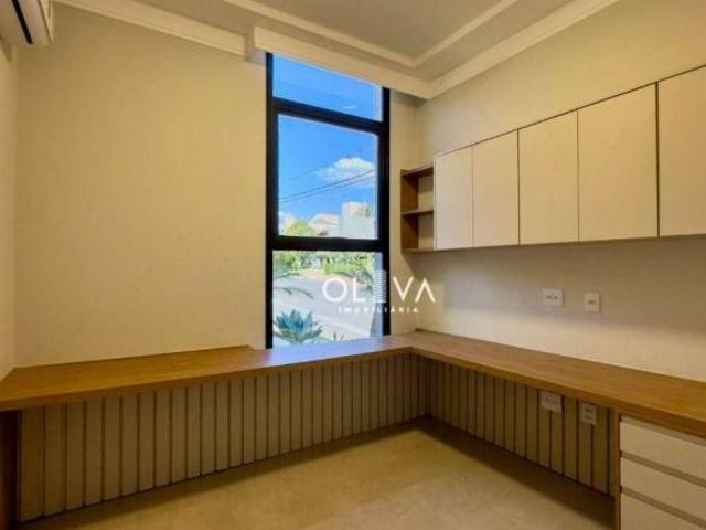 Casa de Condomínio para venda em Damha I de 511.00m² com 4 Quartos, 4 Suites e 4 Garagens