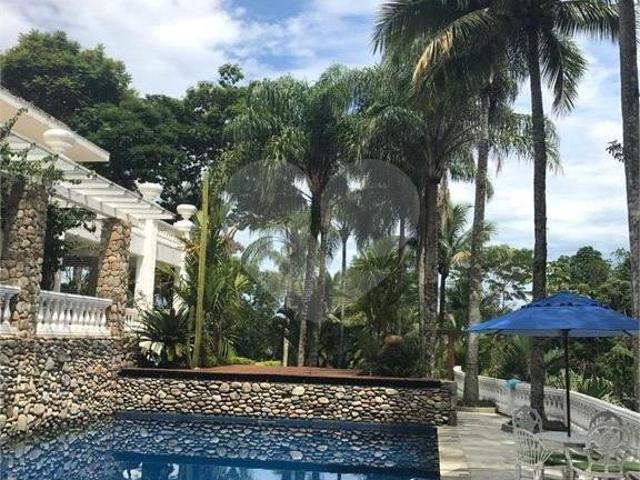 Casa de Condomínio para venda em Domingas Dias de 1000.00m² com 8 Quartos, 6 Suites e 10 Garagens