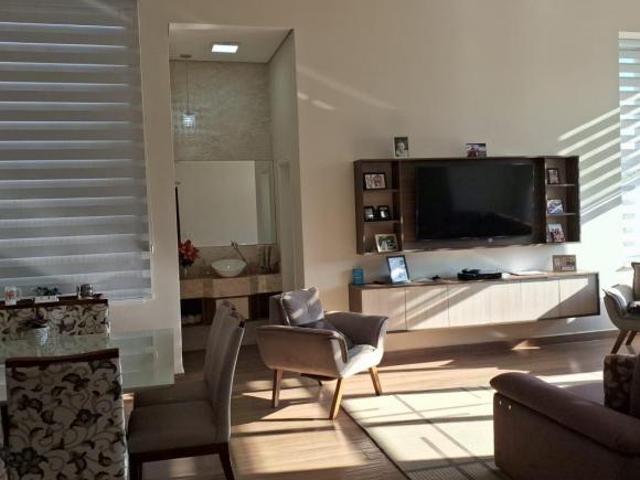 Casa de Condomínio para venda em Engenho Seco de 220.00m² com 3 Quartos, 3 Suites e 4 Garagens