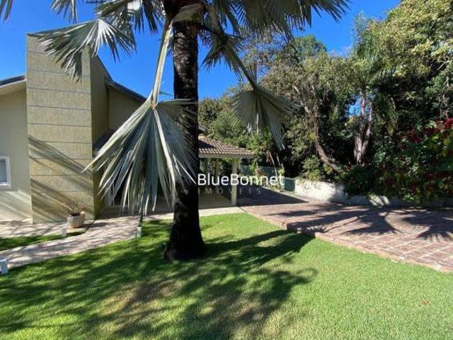 Casa de Condomínio para venda em Engordadouro de 308.00m² com 3 Quartos, 3 Suites e 8 Garagens