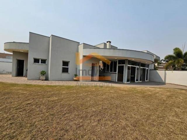 Casa de Condomínio para venda em Estância Hípica de 243.00m² com 3 Quartos, 1 Suite e 4 Garagens