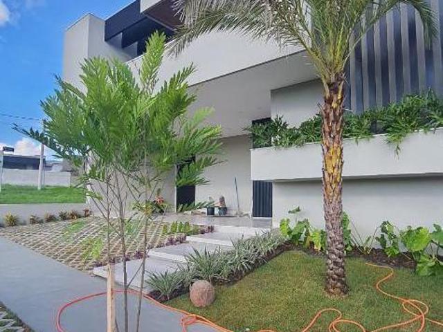 Casa de Condomínio para venda em Eplenum Tresor de 160.00m² com 3 Quartos, 3 Suites e 4 Garagens