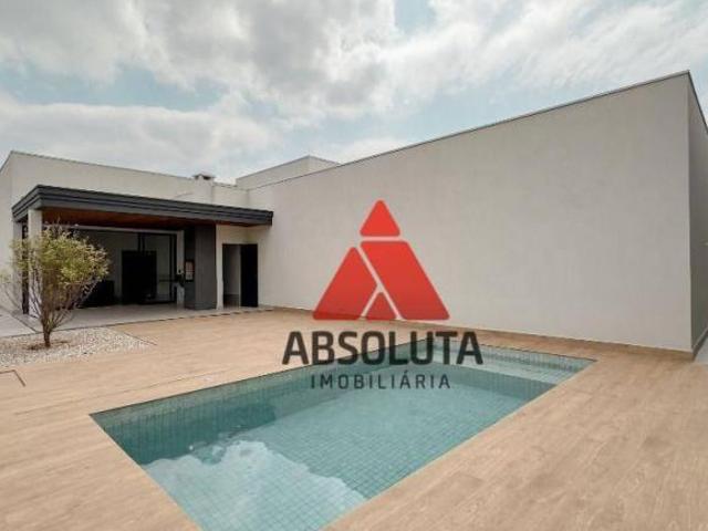 Casa de Condomínio para venda em Fazenda Santa Lúcia de 220.00m² com 3 Quartos e 1 Suite
