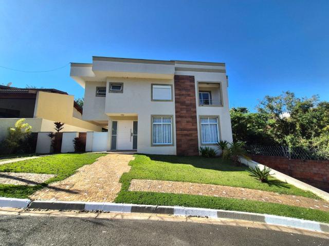 Casa de Condomínio para venda em Fazenda Santana em Valinhos São Paulo de 245.00m² com 3 Quartos, 3 Suítes e 6 Garagens