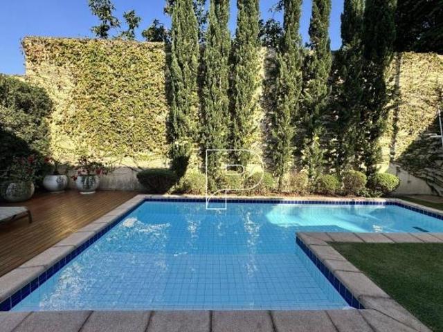 Casa de Condomínio para venda em Fazendinha de 280.00m² com 4 Quartos, 4 Suites e 6 Garagens