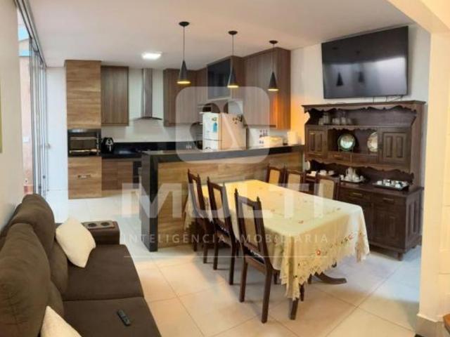 Casa de Condomínio para venda em Gávea, Uberlândia