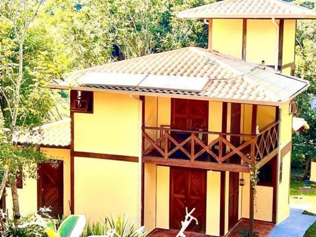 Casa de Condomínio para venda em Gentileza de 200.00m² com 4 Quartos, 1 Suite e 2 Garagens