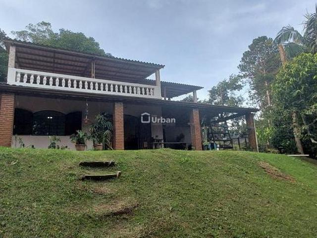 Casa de Condomínio para venda em Granja Clotilde de 284.00m² com 3 Quartos, 1 Suite e 8 Garagens