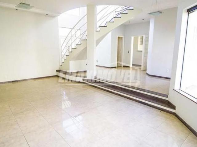 Casa de Condomínio para venda em Granja Olga 2 de 340.00m² com 4 Quartos, 1 Suite e 4 Garagens