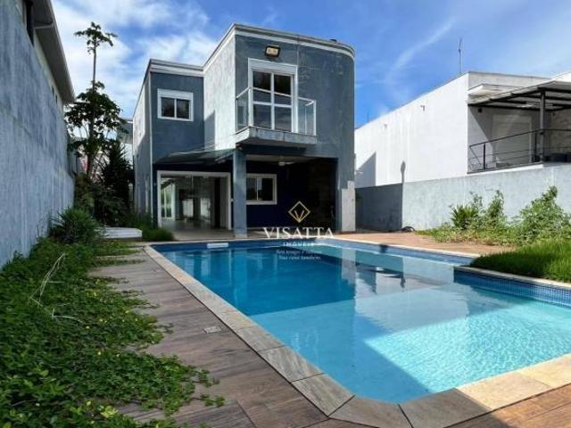 Casa de Condomínio para venda em Granja Viana de 270.00m² com 3 Quartos, 3 Suites e 4 Garagens