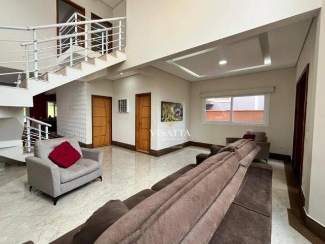 Casa de Condomínio para venda em Granja Viana de 290.00m² com 4 Quartos, 4 Suites e 4 Garagens
